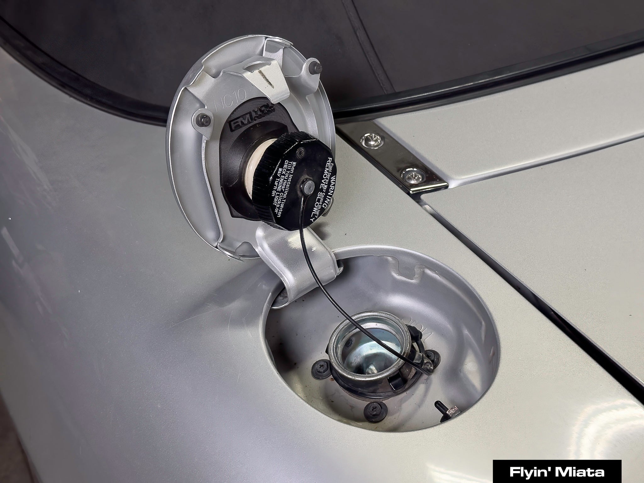 NB gas cap holder kit – Flyin' Miata