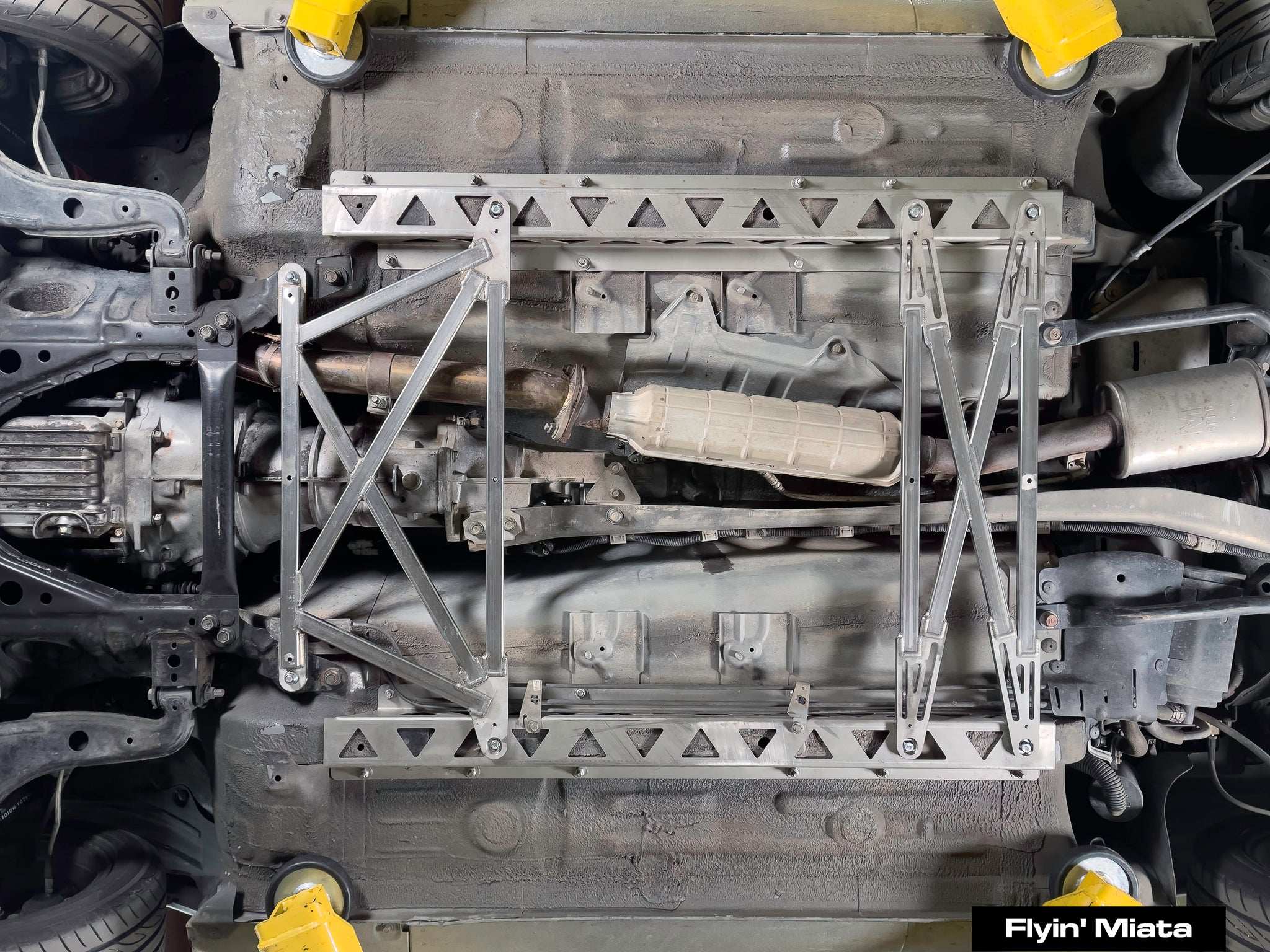 Turn a set of frame rails into a full butterfly brace! – Flyin' Miata