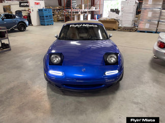 The latest in front turn signal lighting. – Flyin' Miata